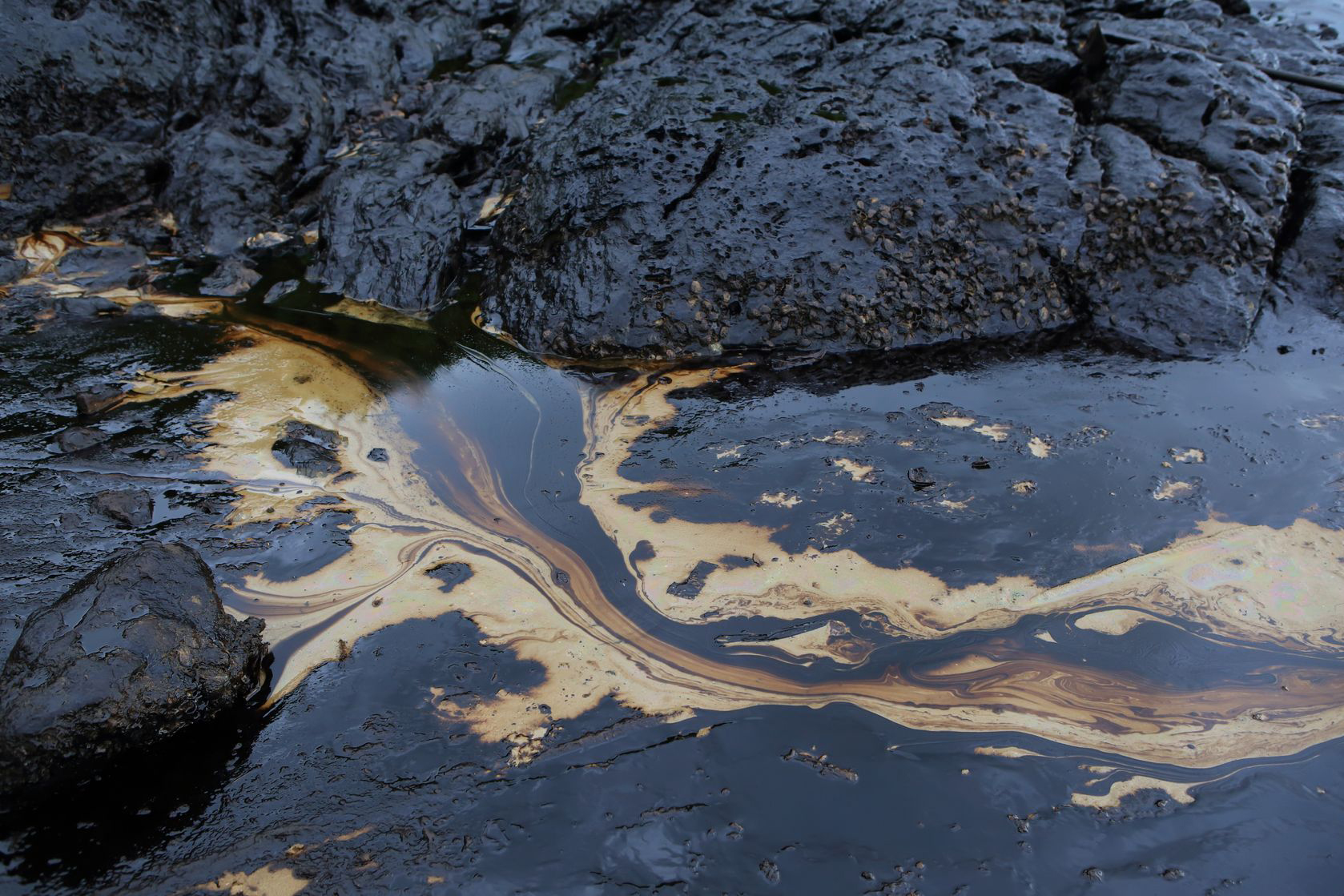 Cleanup Ongoing After North Dakota Pipeline Oil Spill