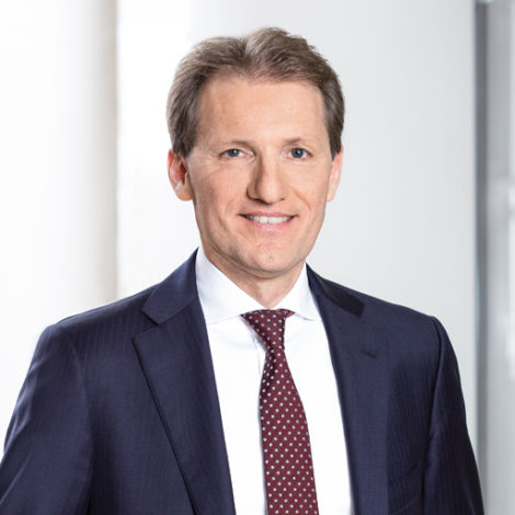 Hannover Re’s Henchoz to Step Down as CEO, Succeeded by CFO Jungsthöfel