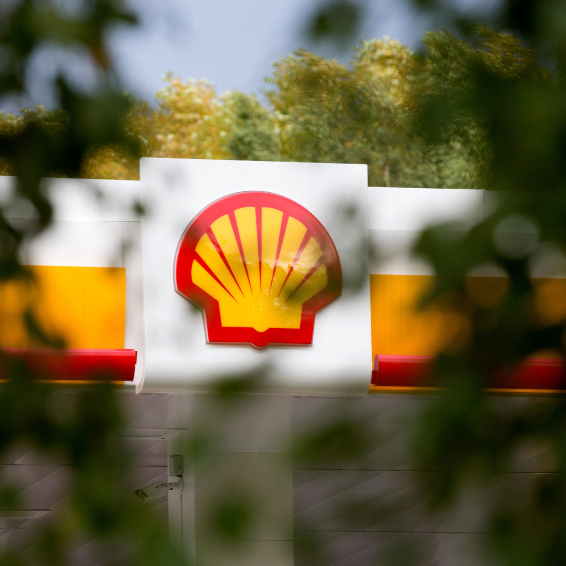 UK Judge Blocks Nigerian Court’s Oil Spill Damages Order Against Shell