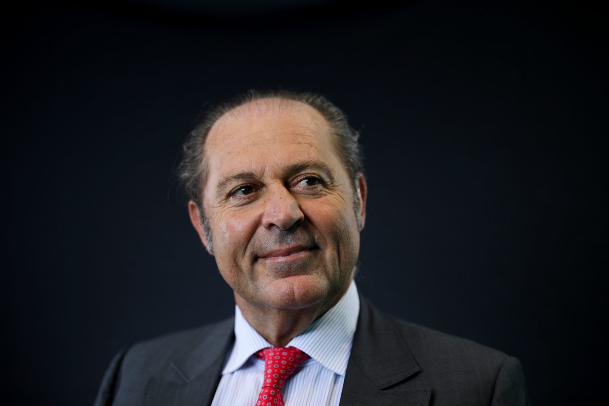 Generali CEO Plans to Restructure Top Management: Sources