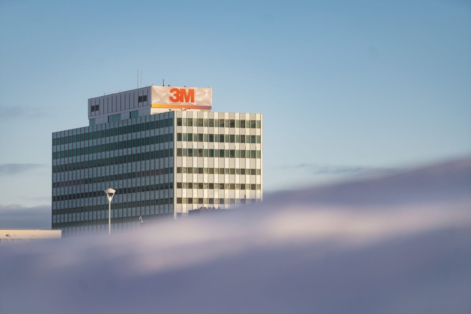 3M, DuPont to Pay $100 Million to End Georgia Lawsuit Over Polluted ...