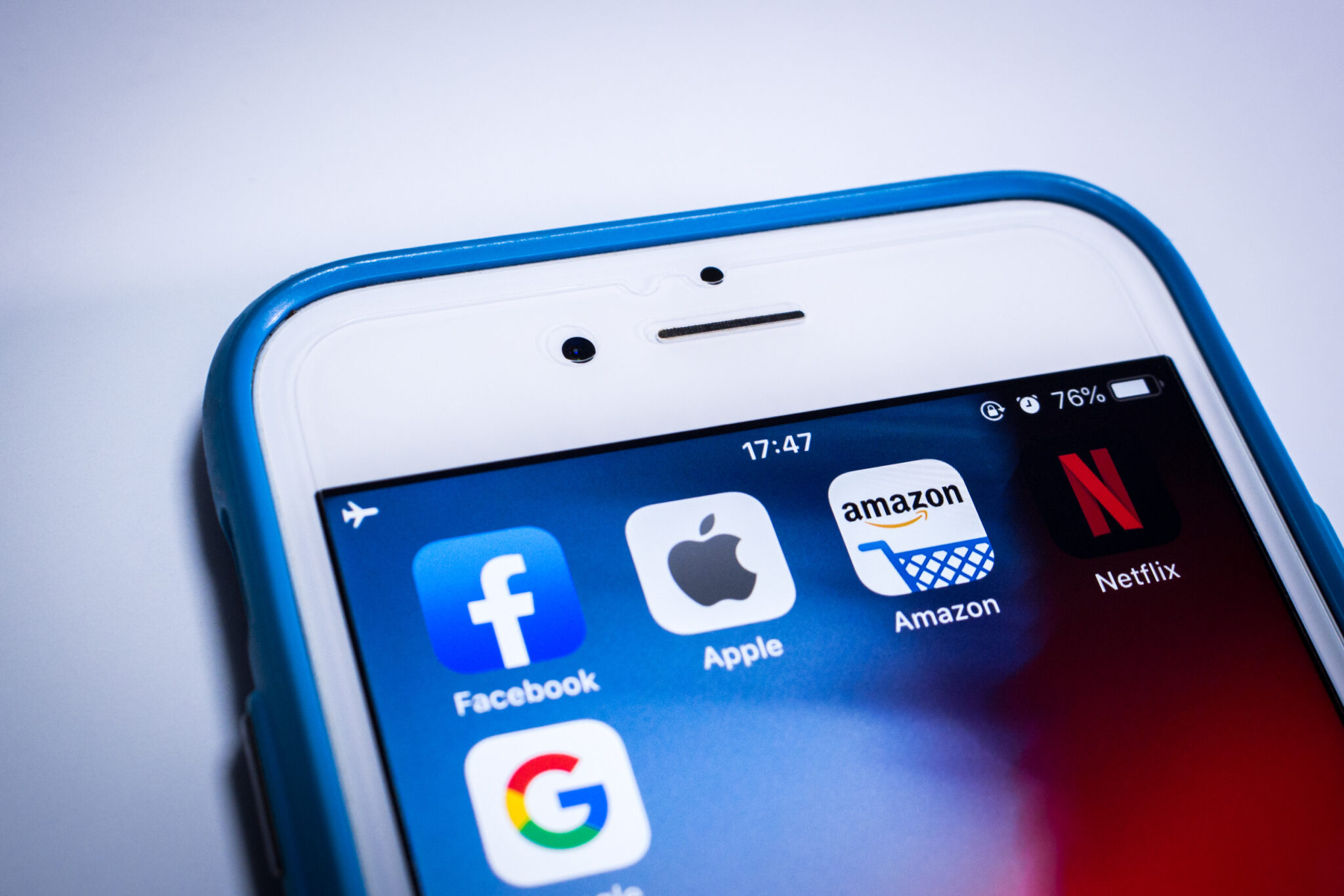 Federal Judge Decertifies Apple App Store Class Action