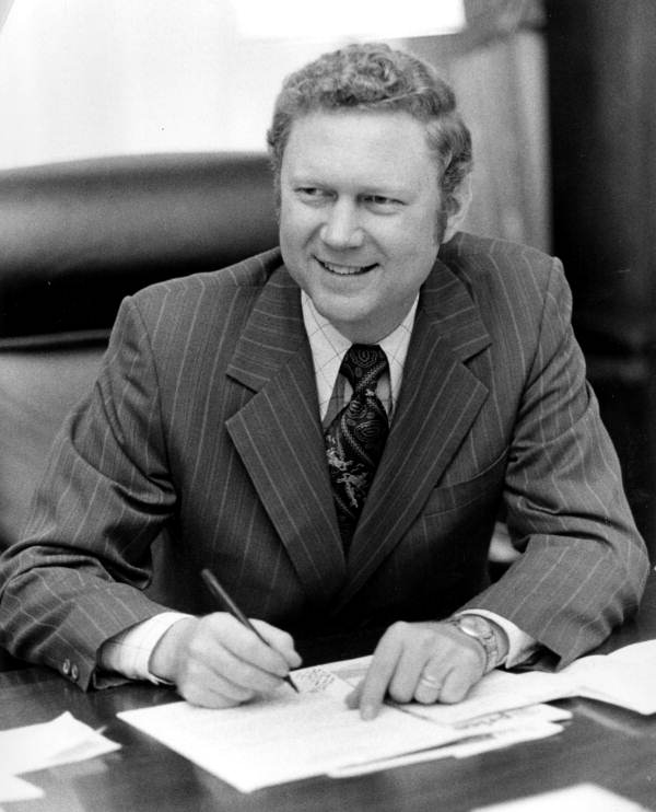 Former Florida Insurance Commissioner, Agent and FAIA Chair Gunter Dies