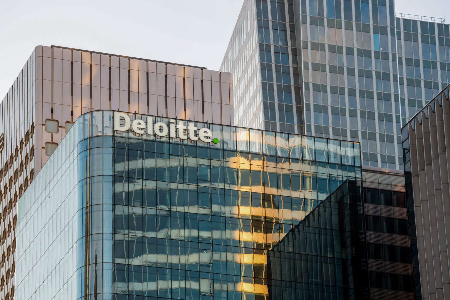 Datamaran Announces Deal With Deloitte to Use ESG Software