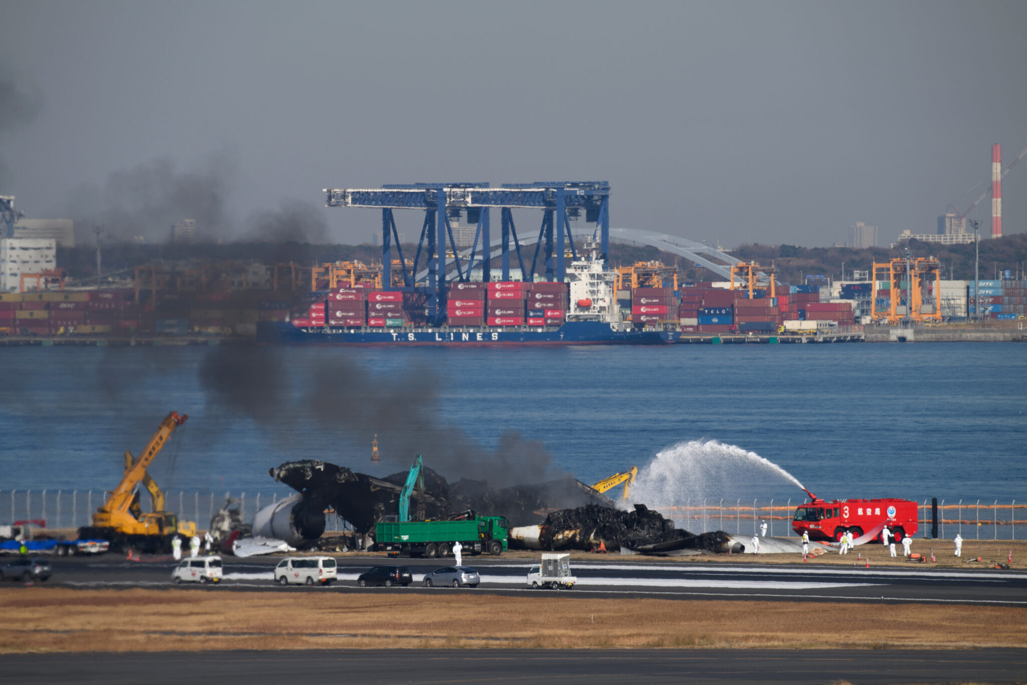 Pilot Confusion, Congestion Detailed in Fatal Japan Crash Report