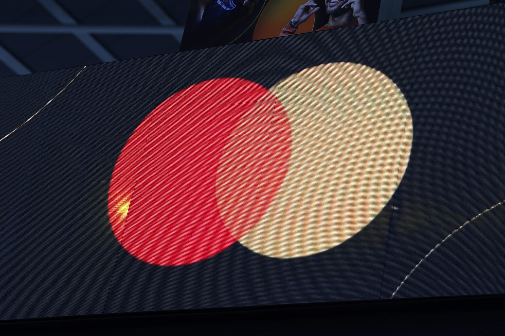 Mastercard’s £200 Million Settlement in Class Action Suit Gets Court ...