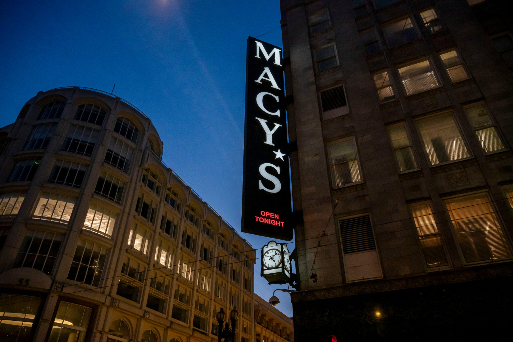 Macy’s to Claw Back Executive Bonuses Due to Accounting Scandal