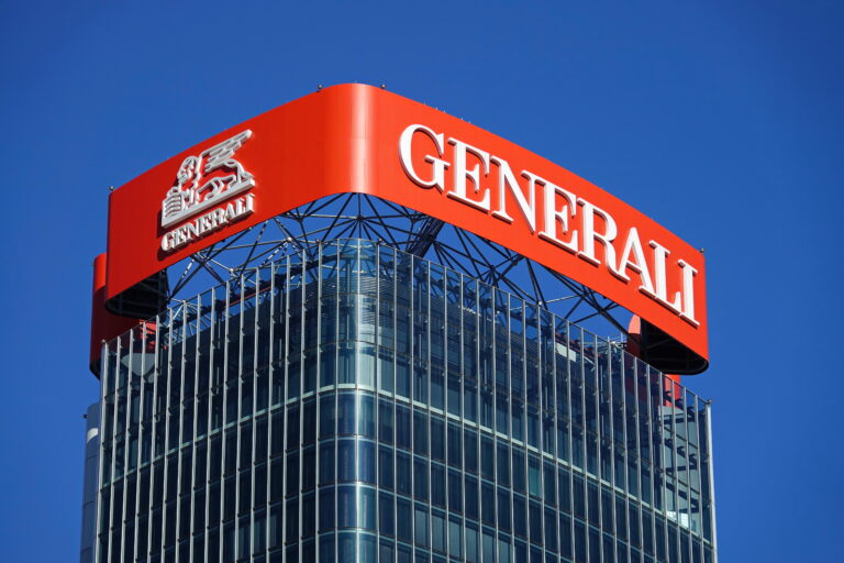 Generali Won’t Fight Italy Government Over Natixis Deal, CEO Tells Paper