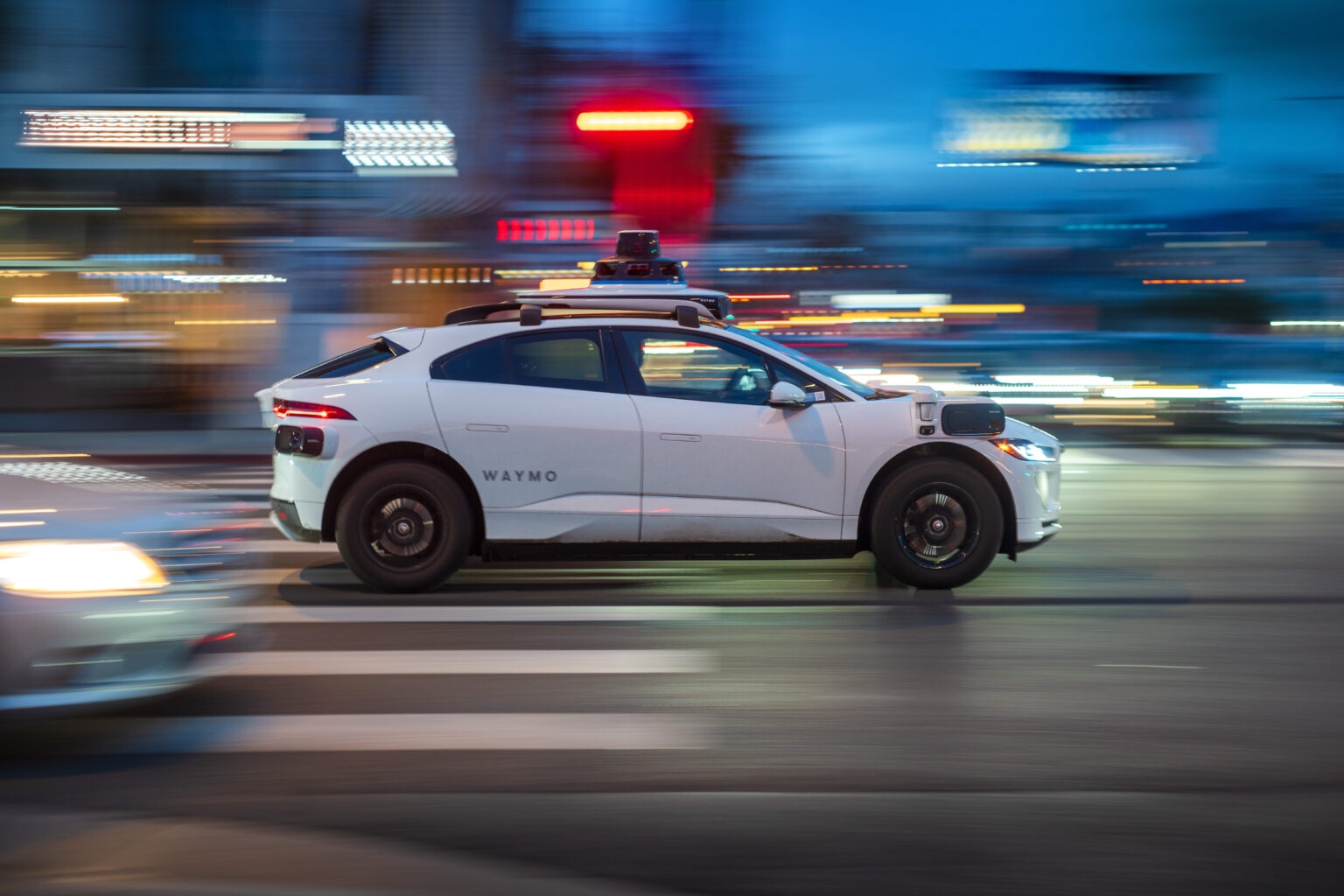 NHTSA Investigates Waymo Robotaxis Over Safety Around School Buses