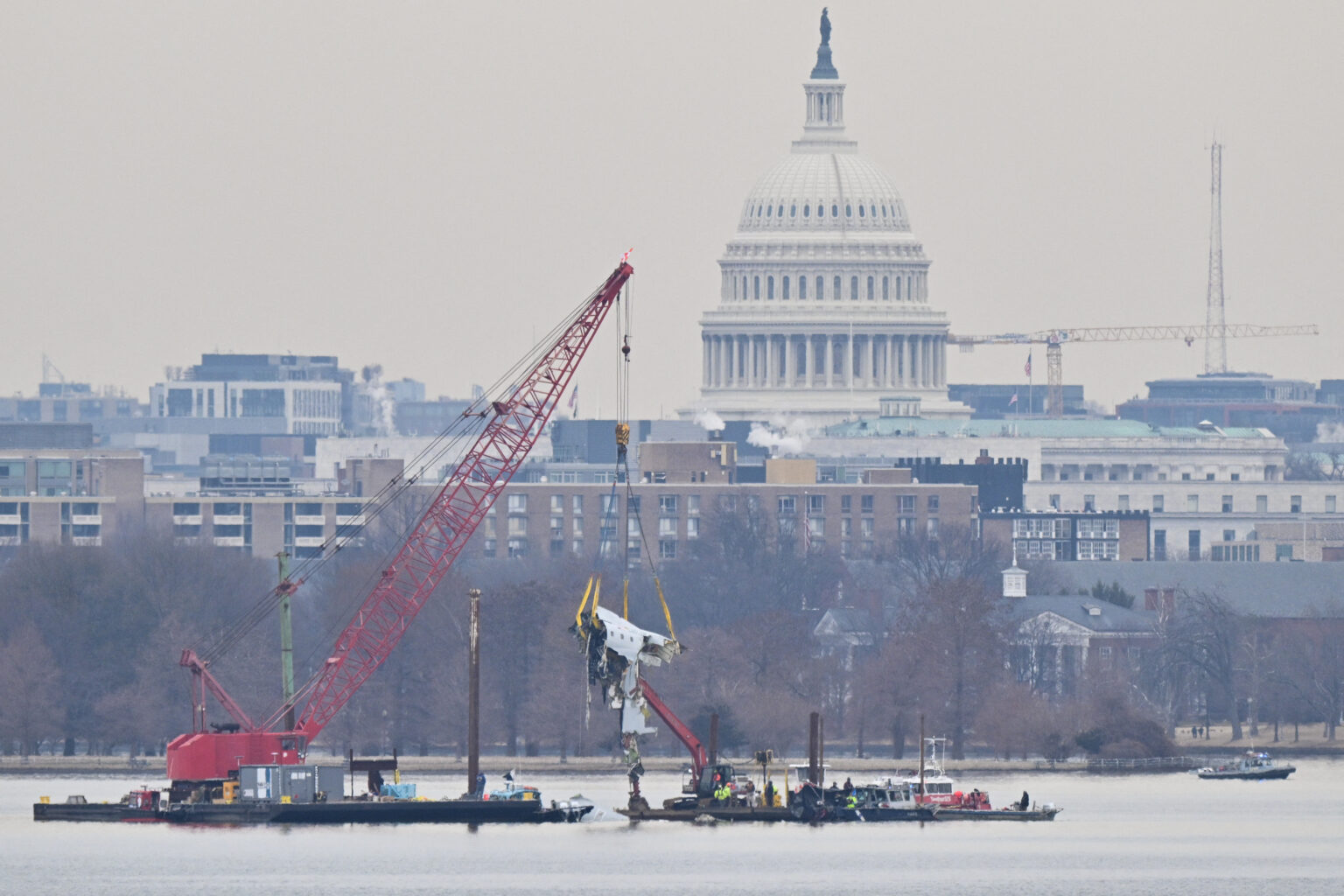 US Admits Liability in Chopper-Jet Crash Over Potomac River