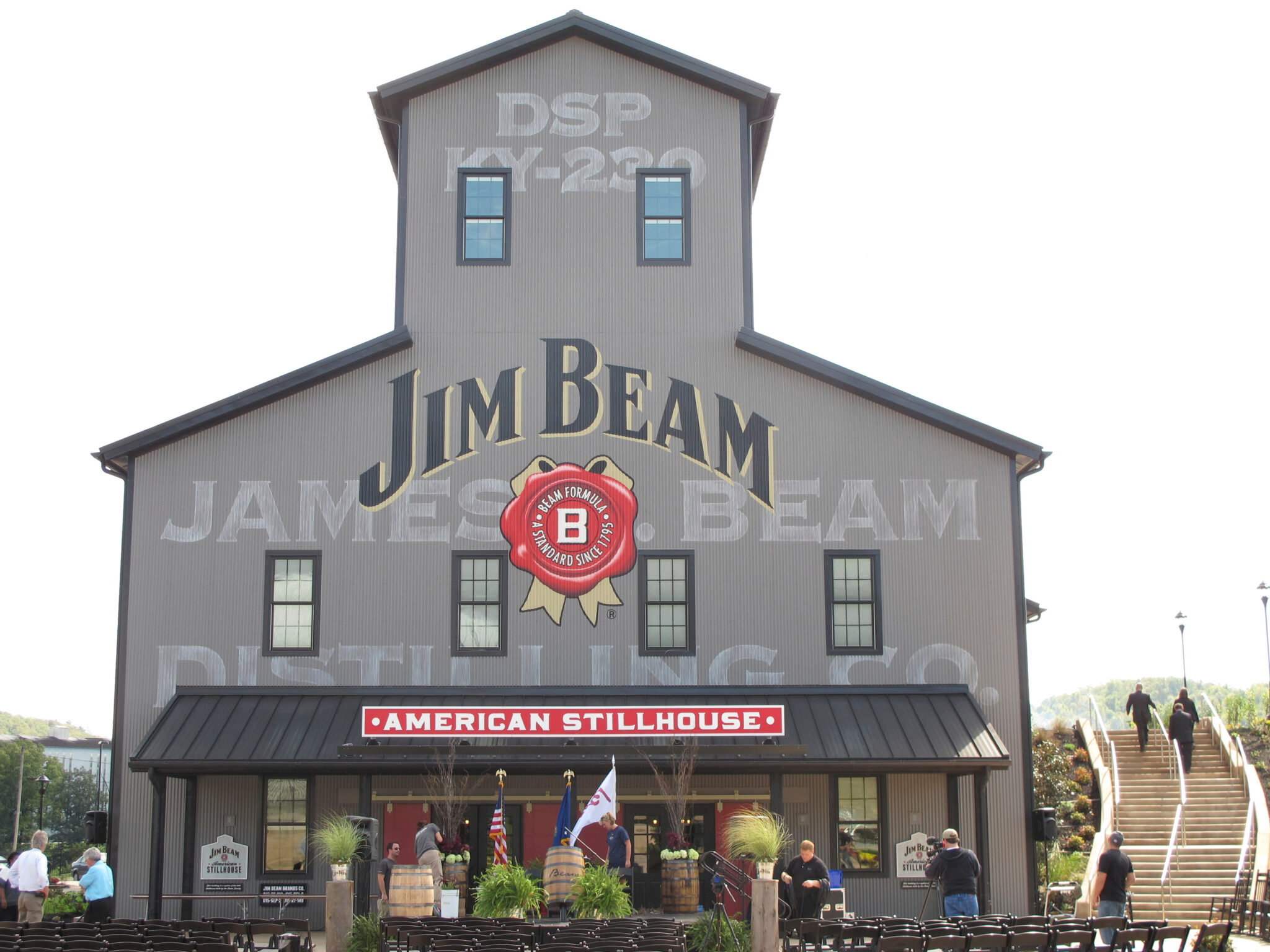 Cloudy Future for Bourbon Has Jim Beam Closing Distillery for a Year