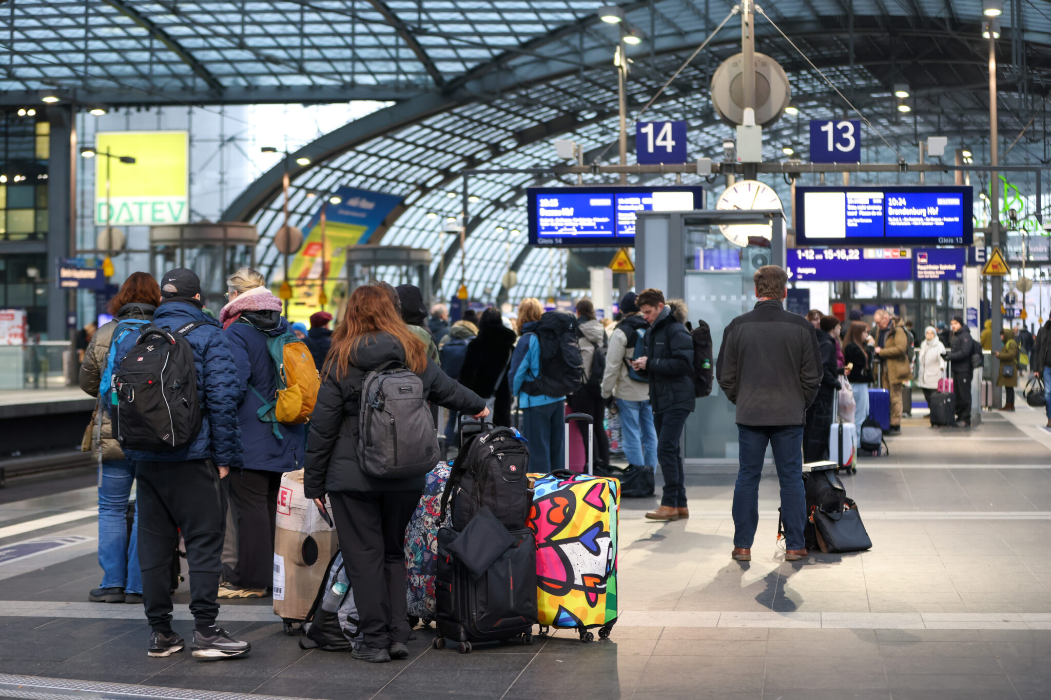 Snowstorm Triggers Warnings in Germany and Northern Europe
