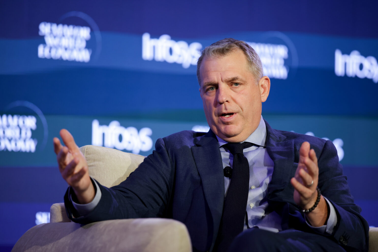 Billionaire Boehly’s Allies Donated Heavily to Kansas Insurance Regulator